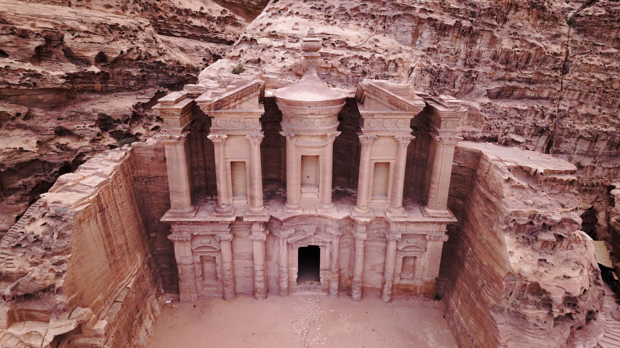 23 Most Iconic Landmarks in the World - Travel Enthused